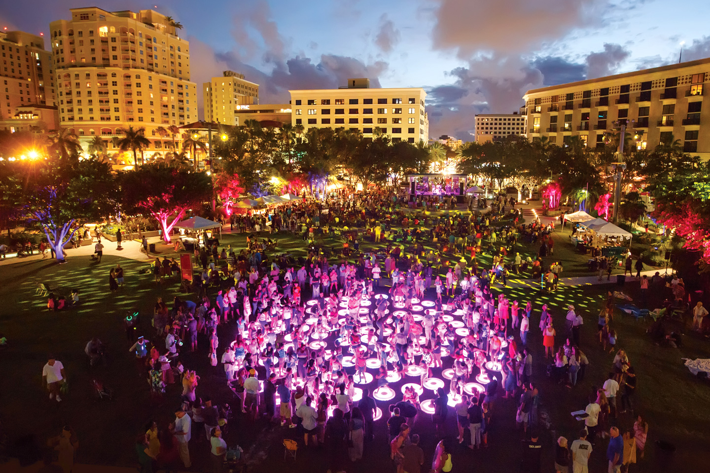 Jen Lewin ’92: Illuminating Force - Ku‘u Punahou